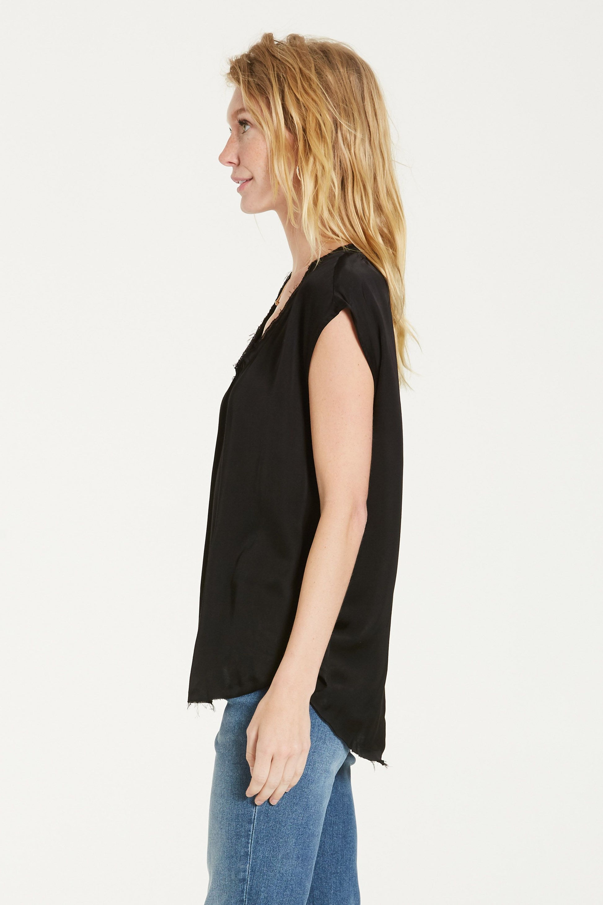 Dear John Yanis Black Silky Top – Cowboy Headquarters